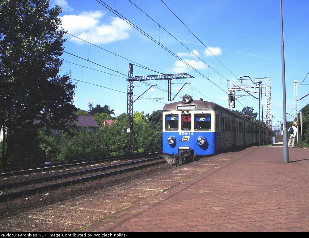 EN71-048, Politechnika station